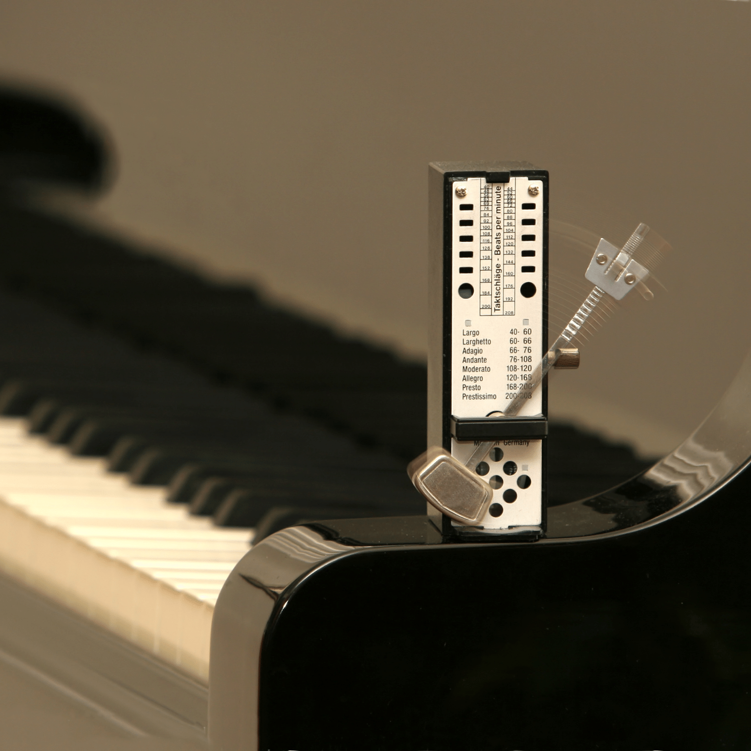 Metrónomo en línea con guía de tempos y consejos